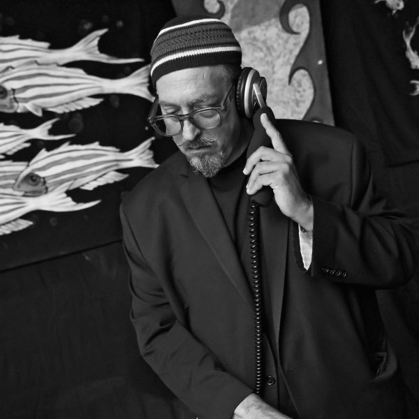 Eric Kupper - Eric Kupper Ides of Music Top 10 Chart on Traxsource