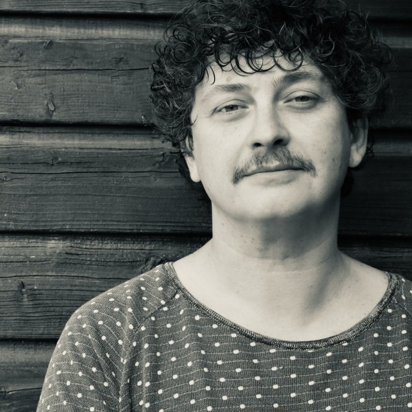 Tuccillo - "ON THE FLOOR" Traxsource Chart December 2024 on Traxsource