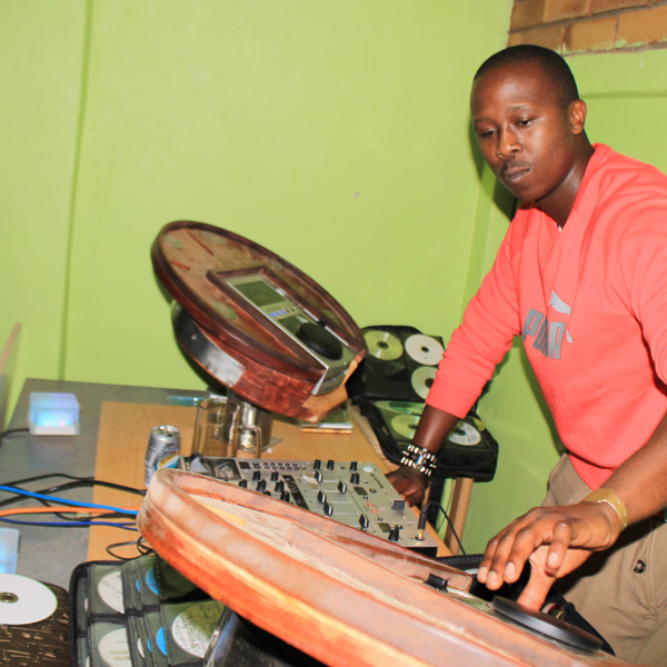 Problem Child Ten83 - Ten83 Himself pres. The Lovely Ones, Traxsource ...