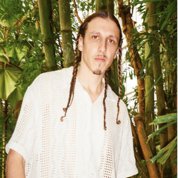 Ginton - Mia Pembe Chart on Traxsource